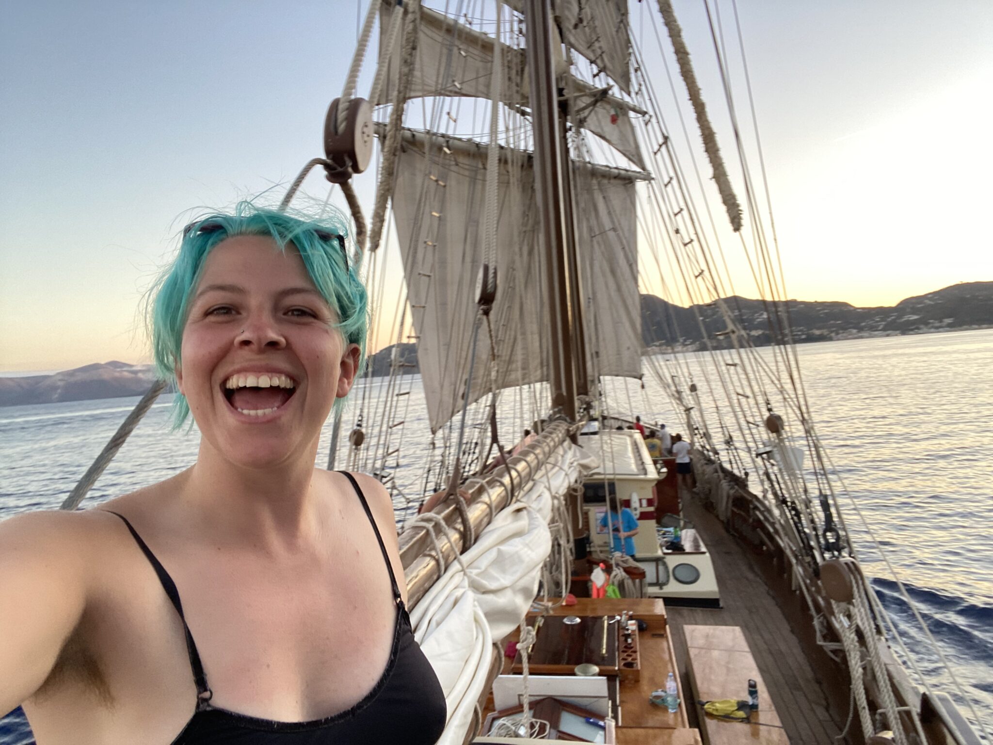 How to 'Rewild' Yourself in a Week - Sailing a 100+ year old tall ship ...